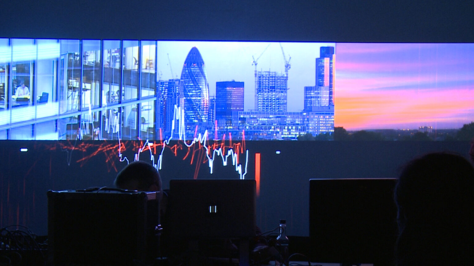 BLACKBERRY EXHIBITION STANDS – THE LIGHT SURGEONS